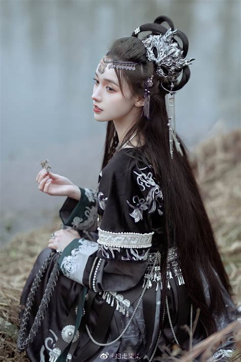 𝐇𝐀𝐍𝐅𝐔 抱走柒柒 Phụ Nữ Thời Trang Ý Tưởng Trang điểm