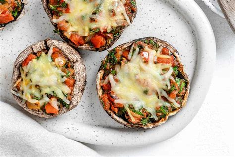 Portobello Mushroom Pizzas Low Carb Plant Based On A Budget