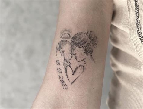 Mom Tattoos For Guys
