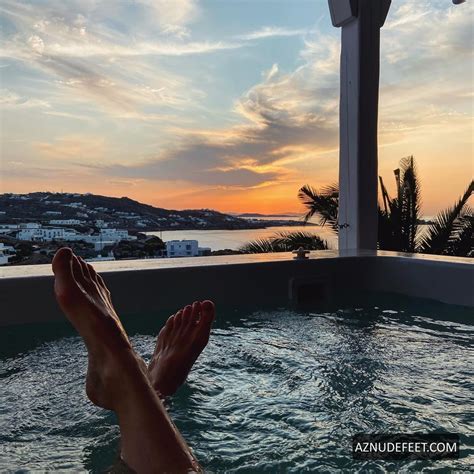 Iza Zwierzynska Feet Aznudefeet Iza Zwierzynska Feet Aznudefeet