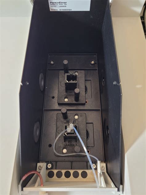 Perkin Elmer Lambda 25 Uv Vis Spectrophotometer W Sipper Computer T Express Lab Werks Llc