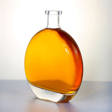 Rum Vodka Bottle 250ml 500ml 700ml Liquor Spirits Glass Bottle With Cap