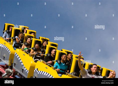 Roller Coaster Celebrates Its 1000000 Run New York New York Hotel And
