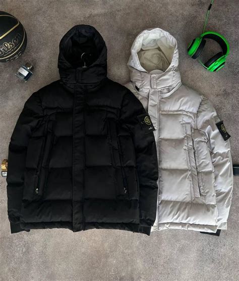 Чоловіча зимова куртка Stone Island — ціна 4159 грн у каталозі Куртки Купити чоловічі речі за