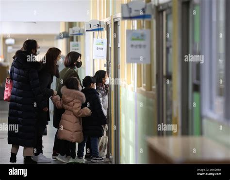 Corée Du Sud 04th Janvier 2023 Futurs élèves Du Primaire Les Futurs