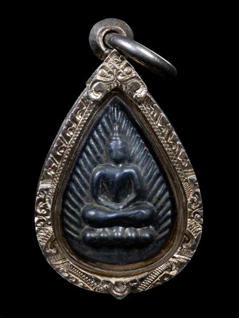 พระพุทธหลวงปู่บุญ พิมพ์กลีบบัว วัดกลางบางแก้ว เนื้อเมฆพัด ปี2470 จ นครปฐม