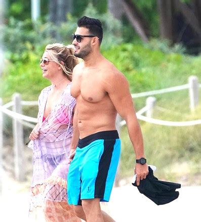 Christina Hall Rocks Bikini While Kissing Joshua Hall In Mexico Photos