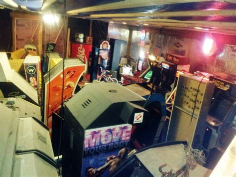 Arcade Under Construction In The Grid Arcade