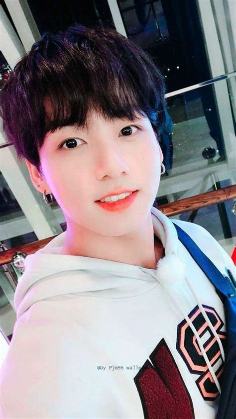 Jungkook Wiki Bts 방탄소년단 Italy Amino Amino