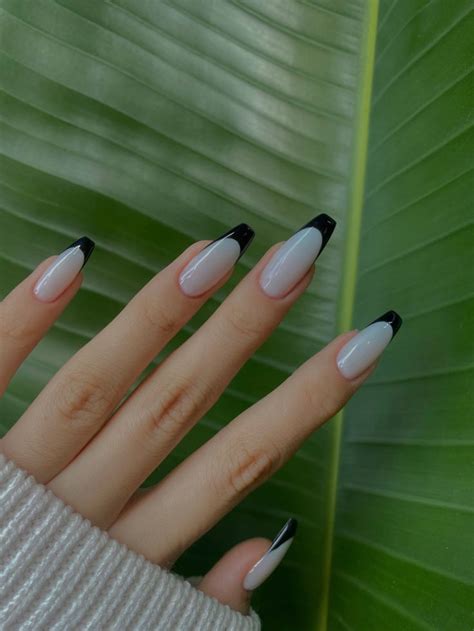 Чёрный френч Unghie Idee Nail Art Funky Unghie Gel
