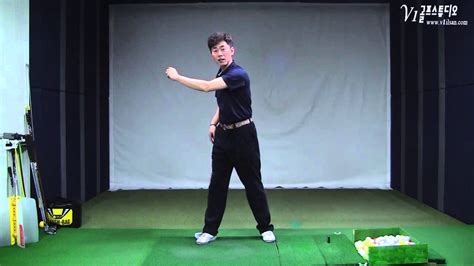 V1골프스튜디오 골프레슨 스윙중 왼팔을 지나치게 펴지마세요 Youtube