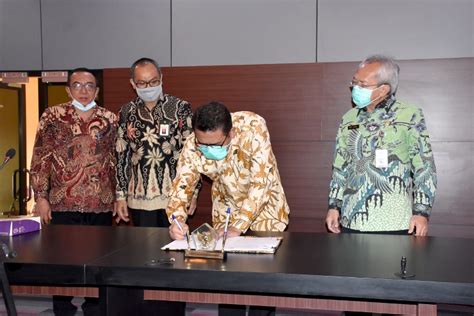 Sinergi Optimalisasi Pemungutan Pajak Pusat Dan Daerah Neo Demokrasi