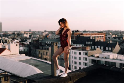 Fondos De Pantalla Mujer Zapatillas Mujeres Al Aire Libre Morena