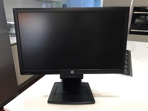 Hp Compaq La X Lcd Monitor Inch In Islington London Gumtree