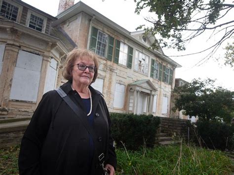 A Burg Heritage Advocates Worry About Belle Vue Development Proposal