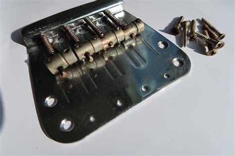 Fender Mustang Bass Bridge Plate Saddles 60s 70s Reverb