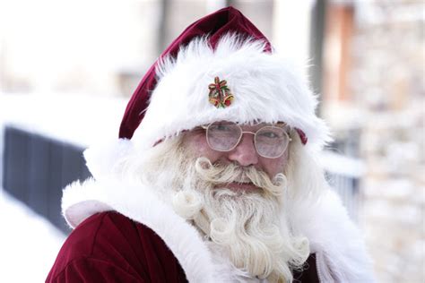 산타 북극 한파 뚫고 루돌프와 출발 코로나는 음성”