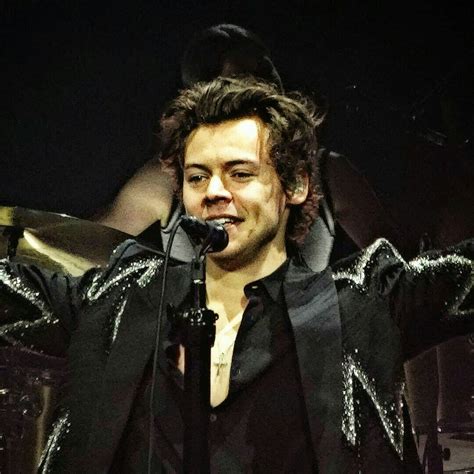Harry On Stage In Perth Australia St April Harrystylesliveontourperth Harry Styles