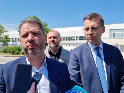 Делян Добрев Изграждането на 7 ми и 8 ми блок на АЕЦ „Козлодуй“ върви