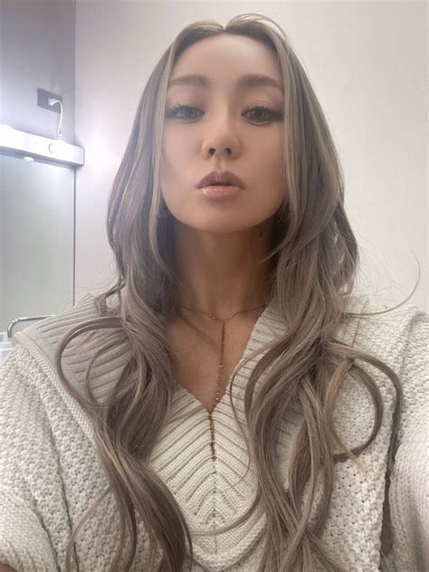 倖田來未 On Twitter もうすぐmusic And Live Package「wings」も発売です！ たくさんインタビューさせて