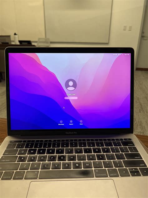 Sign On Page Stuck On Guest User Admin Account Randomly Disappeared How Do I Log In Recover