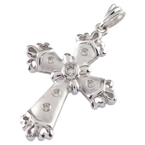 Cross Pendant In 14k White Gold With 015 Carat Diamonds For Sale At
