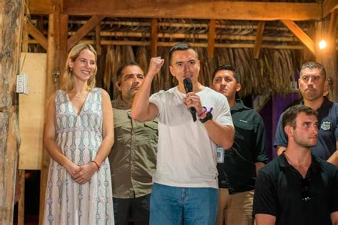 Daniel Noboa Nuevo Presidente De La República Del Ecuador Delatam