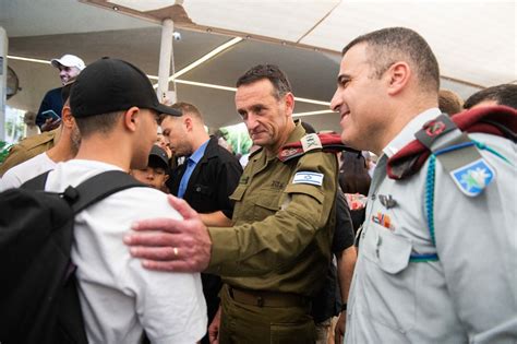 Halevi Larmée Est La Meilleure Opportunité Pour Résoudre Le