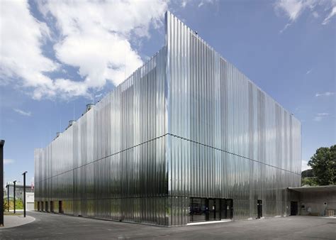 Ffbk Architects Completes Metal Clad Data Storage Centre