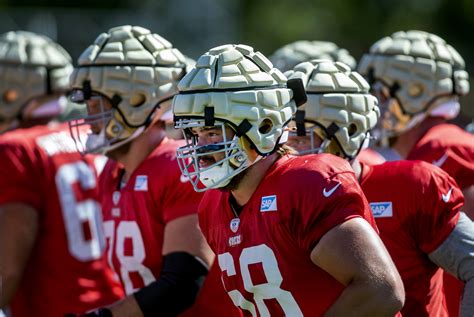 NFL Players Wear Guardian Caps Designed To Protect Against Concussions