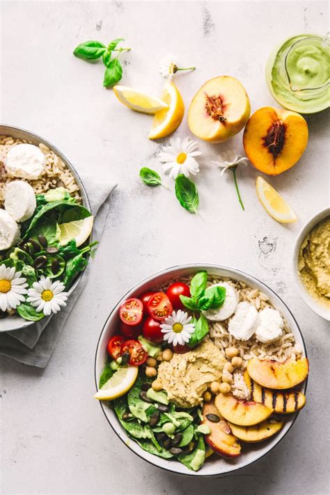 Summer Bowl Mit Gegrilltem Pfirsich Und Hummus Foodlovin