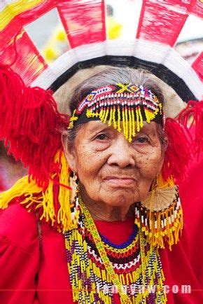 Beautiful Native Bead Work In Kaamulan Festival • Langyaw Philippine