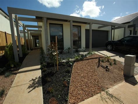 165 Tenterfield Drive Burnside Heights Vic 3023 Au