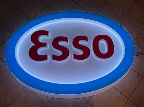 DT: Illuminated Esso Sign (70" x 50") | PCARMARKET