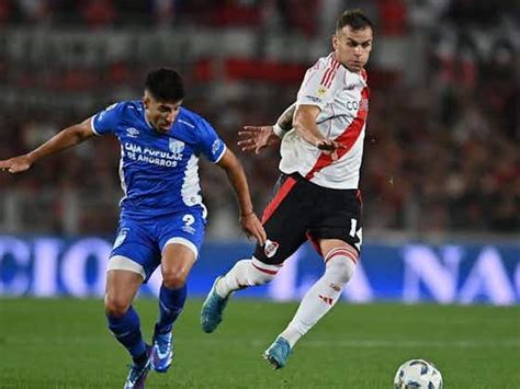 River Plate Vs Atlético Tucumán Por El Torneo Apertura Formaciones