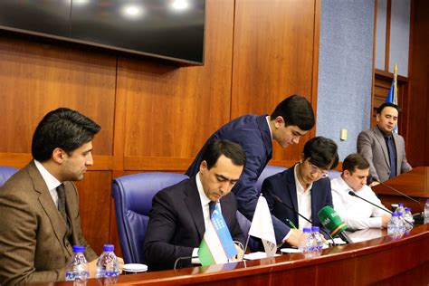 Apex Bank и подписали меморандум о развитии в области B2b в Узбекистане Spot