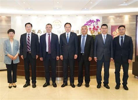中国液化天然气运输（控股）有限公司 中国液化天然气运输（控股）有限公司