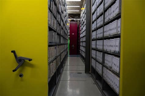 Comment Le Nouveau Pôle Cold Cases Enquête Sur Les Crimes Et Les