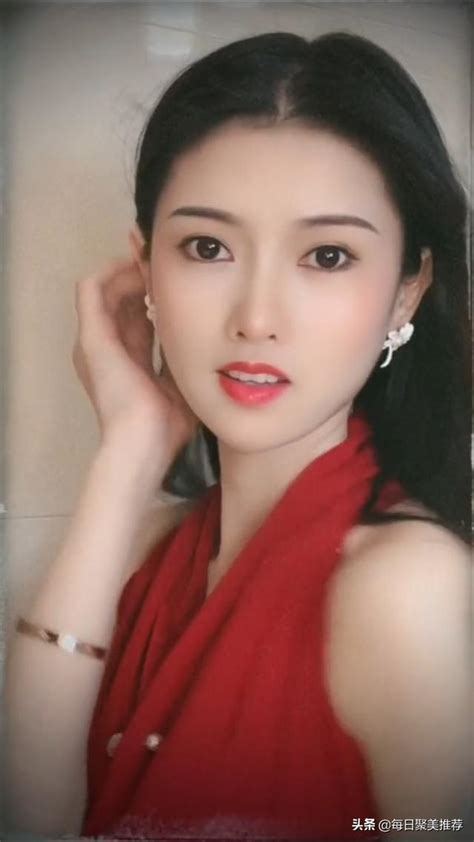 抖音紅人，宛央，不僅人長得漂亮，而且靠自己的優秀走抖音 每日頭條