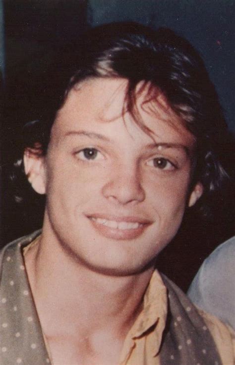 Pin by Adriana Andrade Tomaz on Luis Miguel Luís miguel Jonny deep