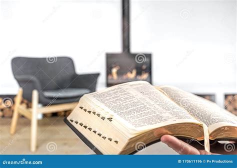 La fascinante historia de la Biblia su origen propósito y legado