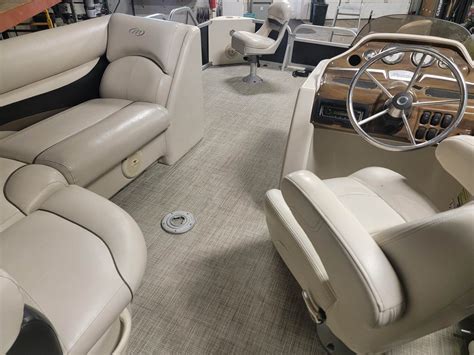 Pontoon Boat Restoration Photos Seelye Custom Marine Restoration Artofit