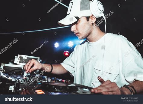 Electronic Music Dj