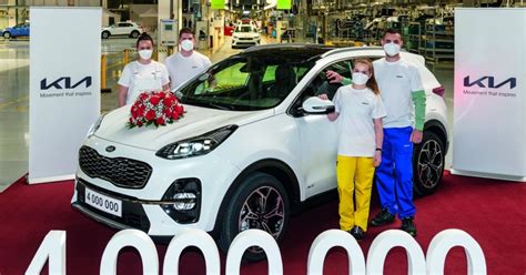 잘 뿌린 씨 기아 슬로바키아 공장 생산 누적 400만대 돌파 Ceed가 효차