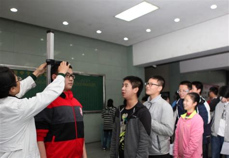 14岁男孩身高超1米8，高级营养师：建议娃多吃3类身高拉长剂 知乎