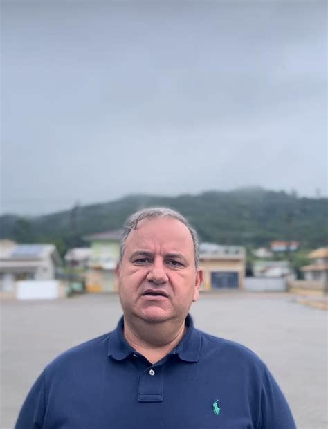 Prefeito De Cidade De Sc é Preso Em Viagem Oficial A Brasília Santa