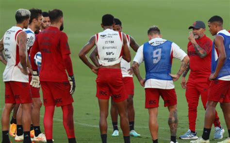 Sem Folga Flamengo Treina No Ninho Nesta Sexta Após Eliminação Na