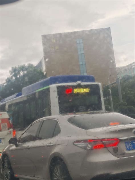 我要上去骂骂这些没用的管理层st洪涛002325股吧东方财富网股吧