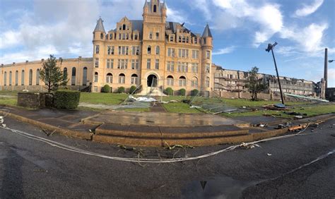 Overnight Tornado Damages Historic Tennessee State Prison Wkrn News 2