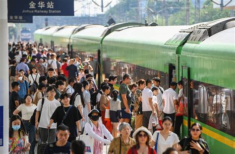 2024年暑运进入倒计时 各地铁路迎返程高峰 搜狐大视野 搜狐新闻